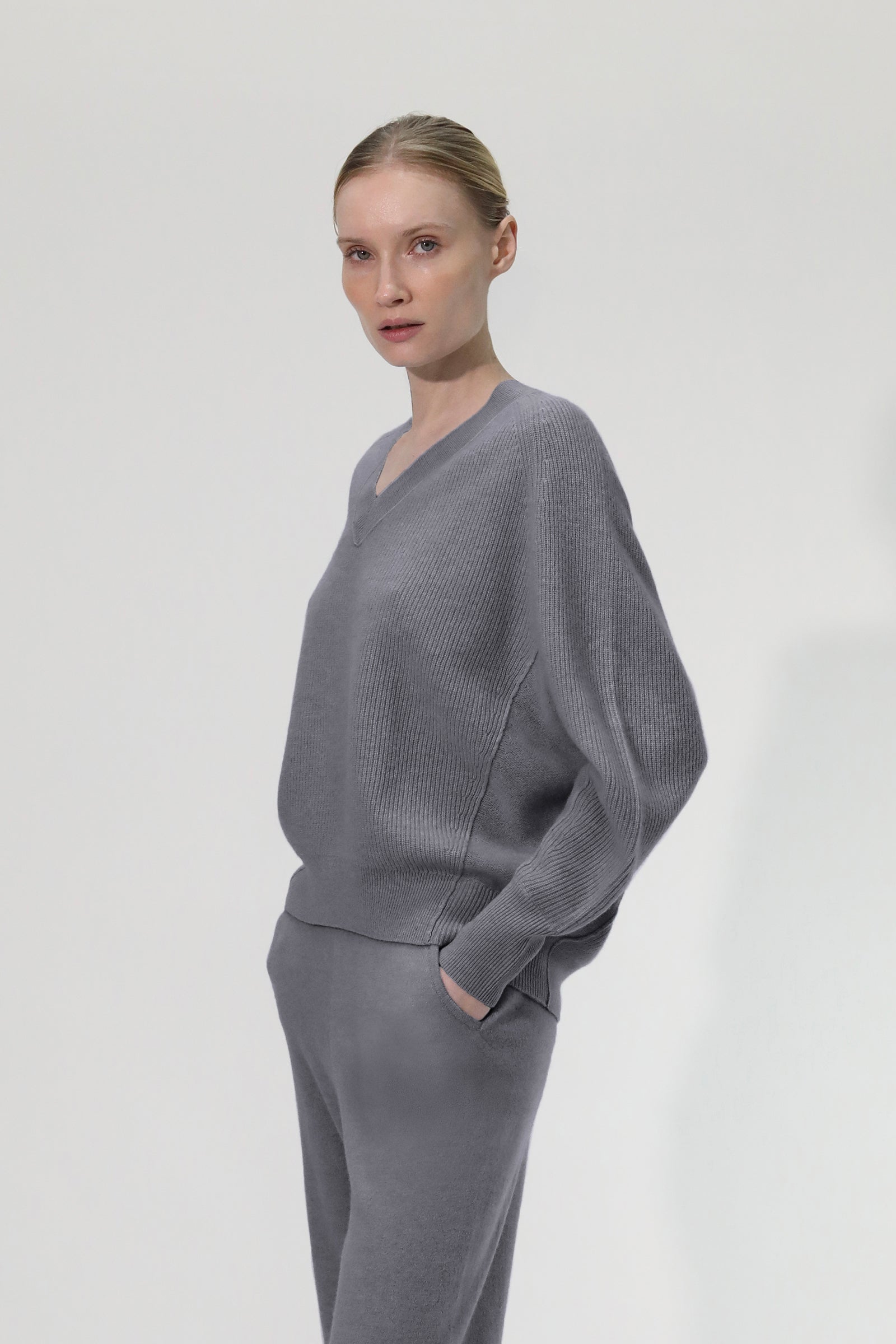 PANDORA cashmere sweater in grey | M&M By MAX&MOI | Women's luxury ...